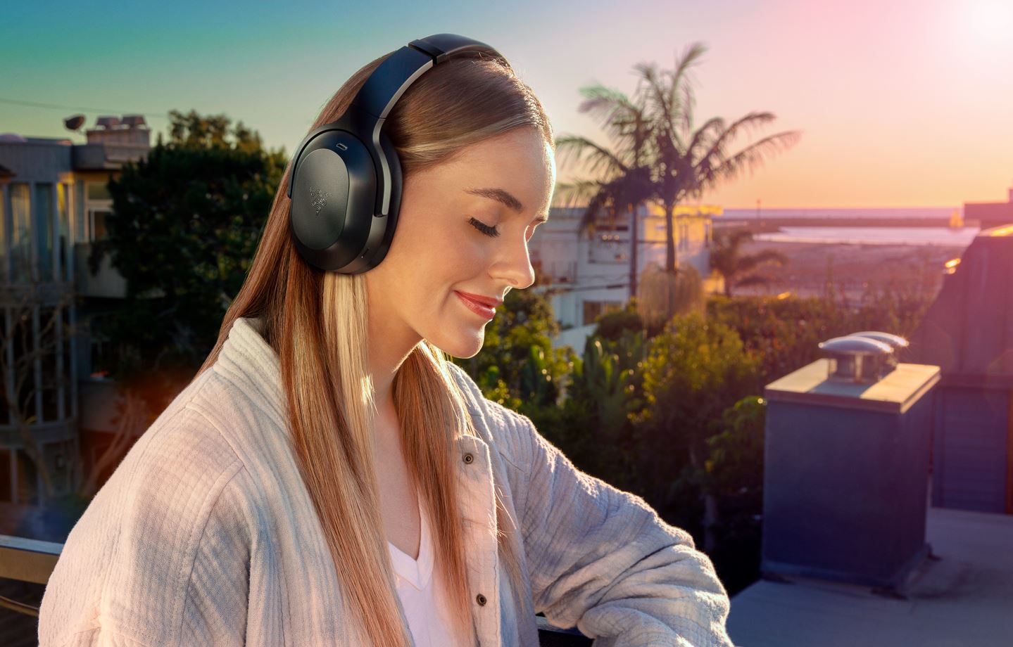 Razer Barracuda Pro brings awesome noise cancellation and 40 hours ...