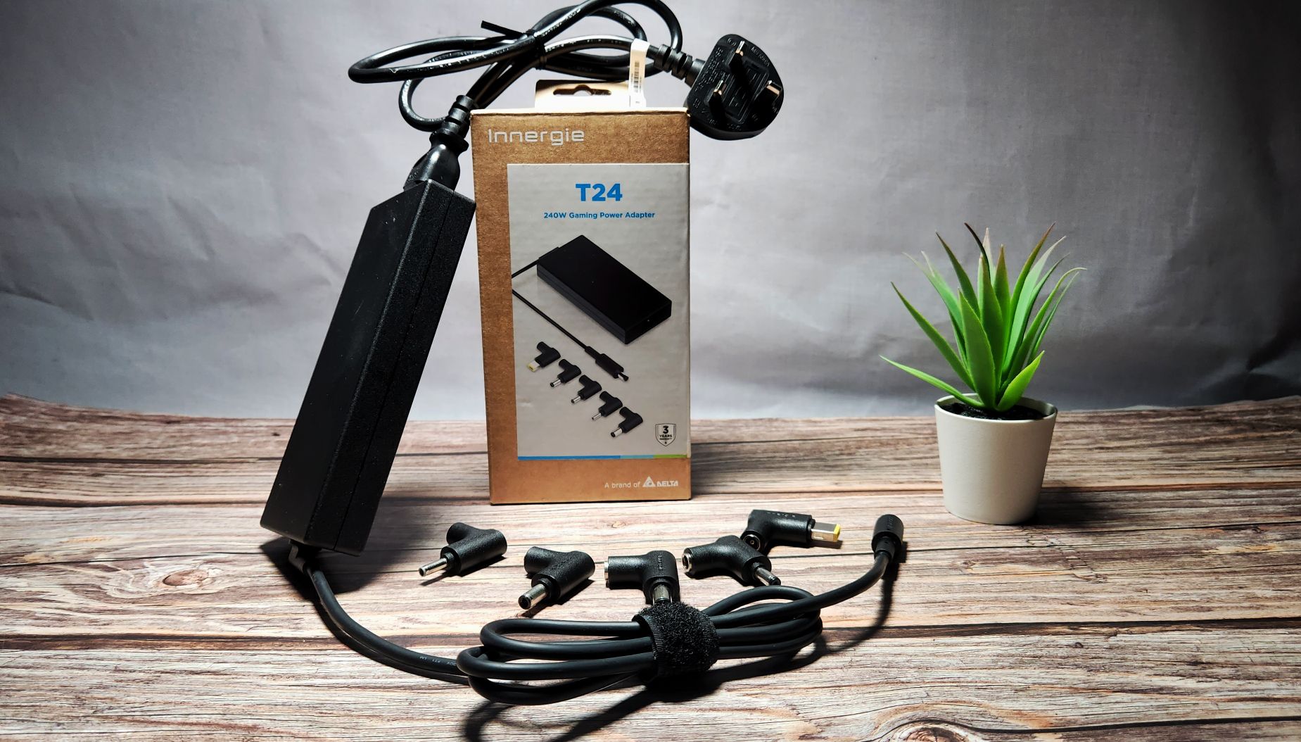 Innergie T24 240W Gaming Laptop Power Adaptor Review - Effective Gaming ...